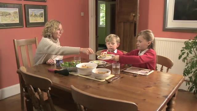 Family and Friends 1 Fluency 4 .DVD