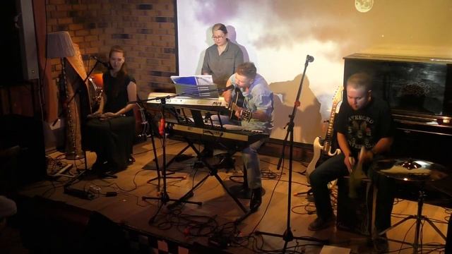 Море mir.t в арт-кафе Пушкарев 24.11.21г.