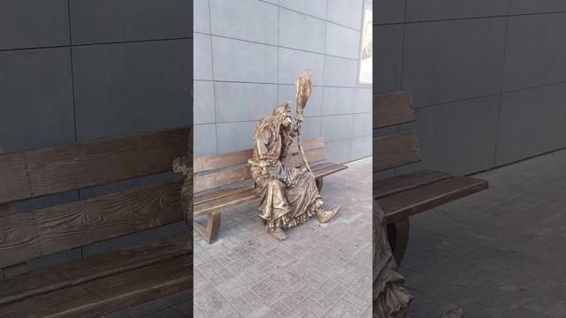 Памятник Бабе Яге в Перми
