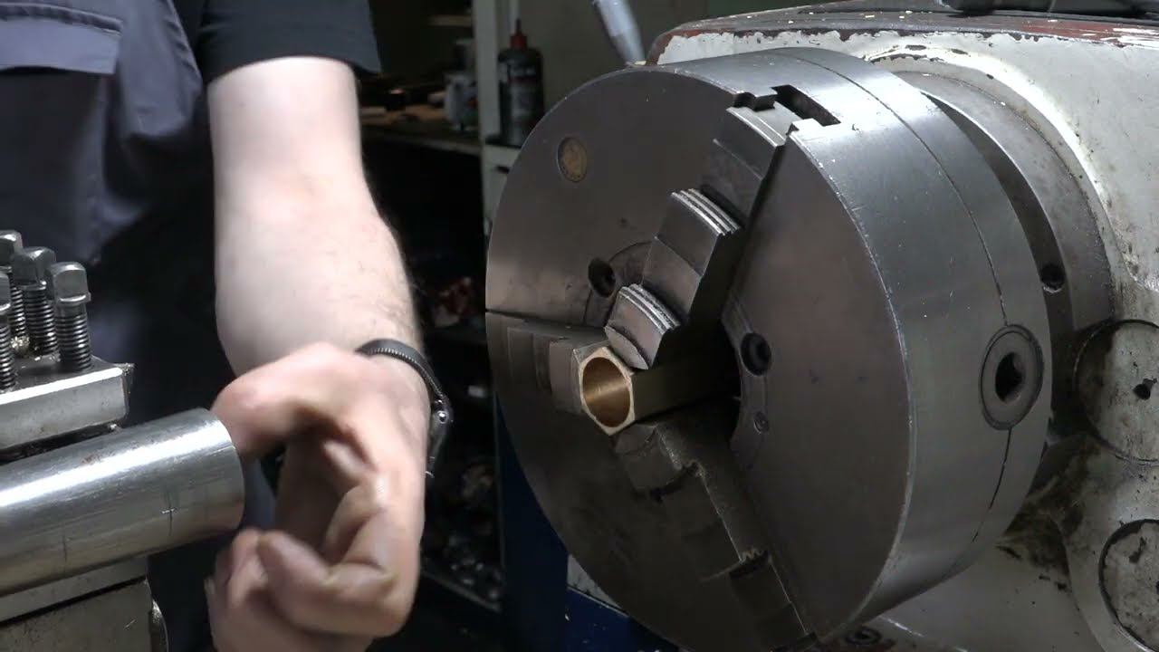 Хитрый способ сверления-в этот раз всё получилось.