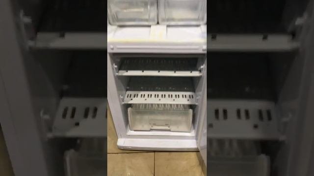Холодильник Indesit SB1670 028