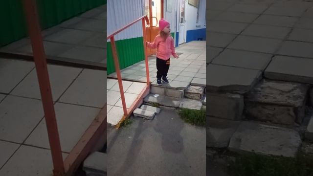 14.09.23 вечером поехали в магазин и прогулялись не много.