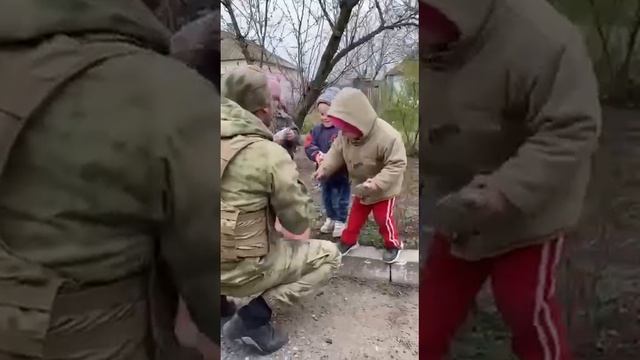 Злые Кавказские солдаты.