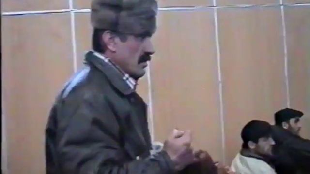 "Г. Махачев на встрече с избирателями в ДК  КЭМЗа"