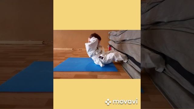 #Мои_бойцы#karate_УСПЕХ_Головка#ЦДТ_Никитовского_района#ДНР Черток Тимур зажигает! Ему всего 5 лет.