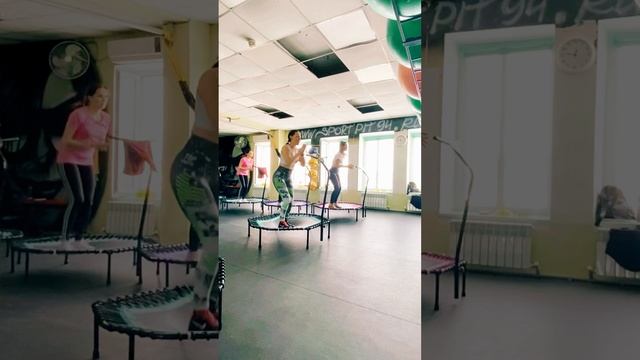 Идея для связок на Джампинг фитнес