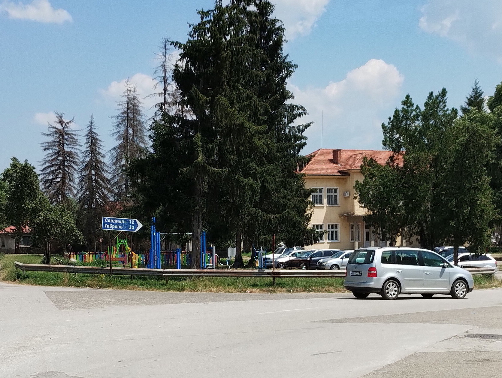 БЛИЗО ДО ГЕОГРАФСКИЯ ЦЕНТЪР НА БЪЛГАРИЯ /част 28/. Душево, община Севлиево