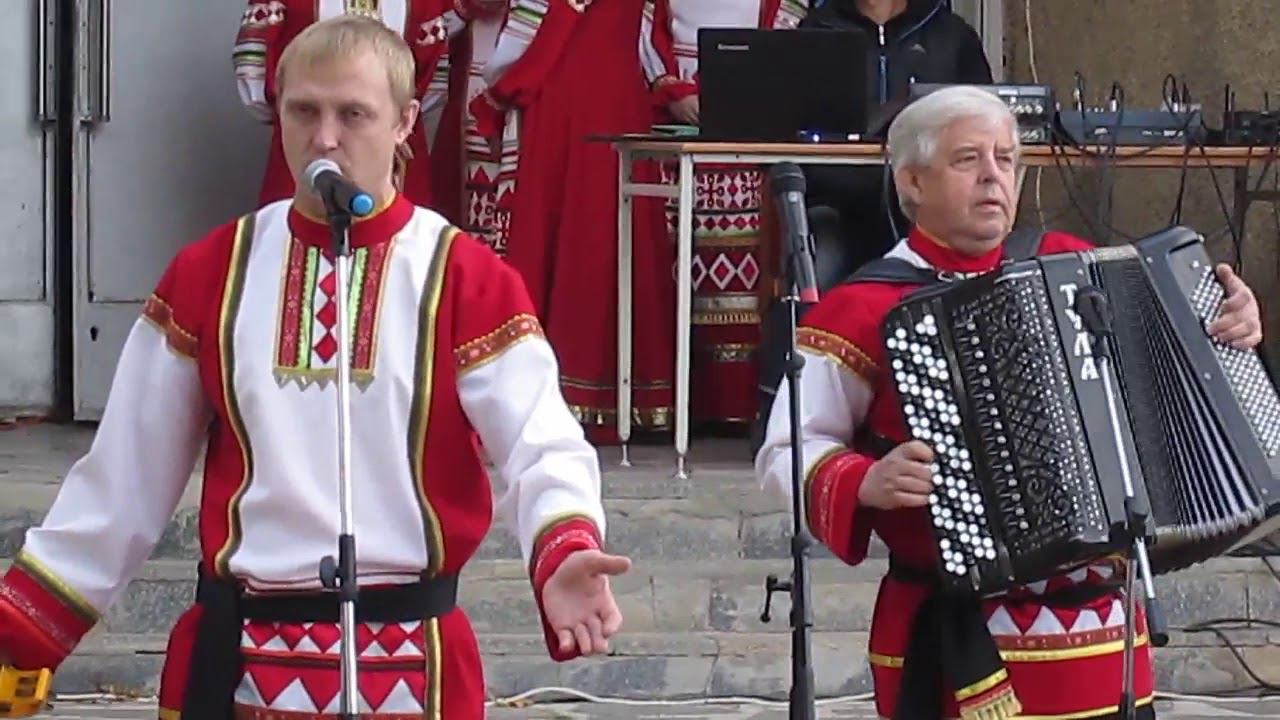 Выйду на улицу (Николай Калиничев  (вокал) и Владимир Токарев-баян, рук.анс.Раздолье из д.Товарково