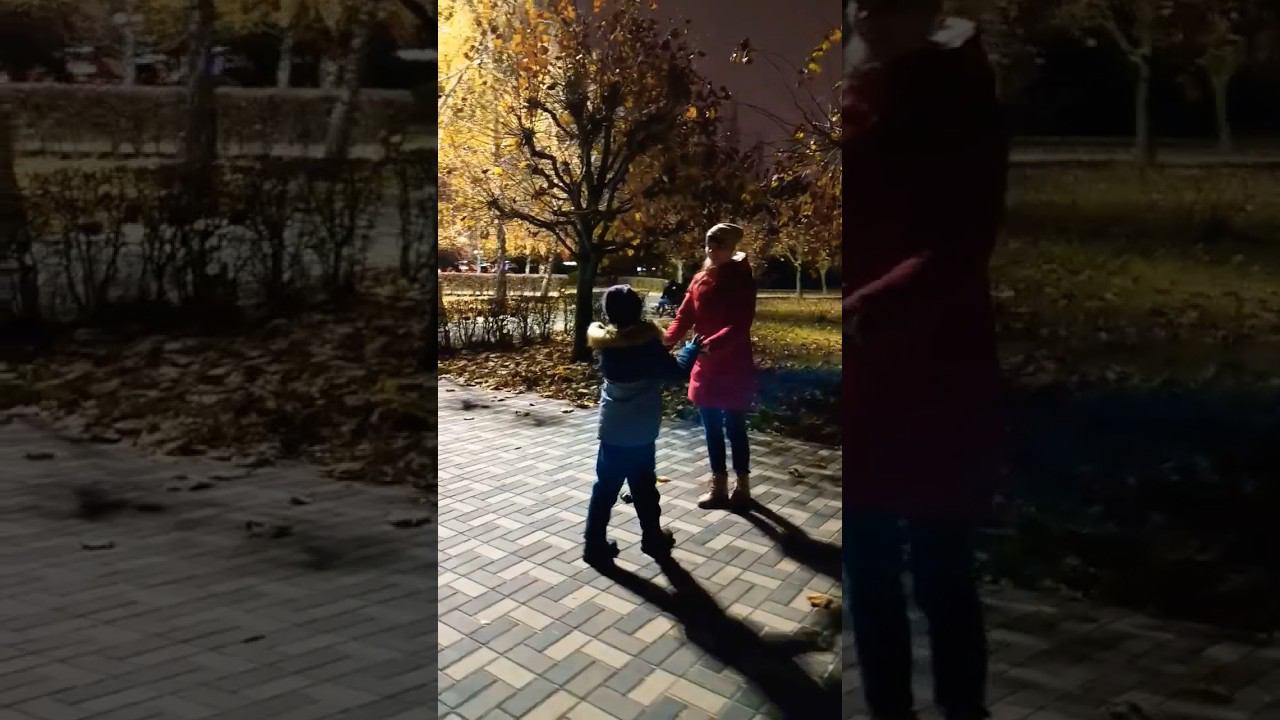 Mom and son dance the best hit of autumn)Мама и сын танцуют лучший хит осени) #tiktok