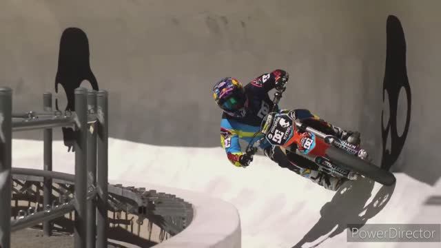 Интересное путешествие мотобайкера