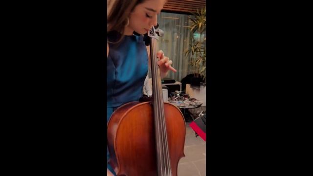 Arcano - Vic & Erica & Sara Victoria смотреть онлайн видео от Arcano ...