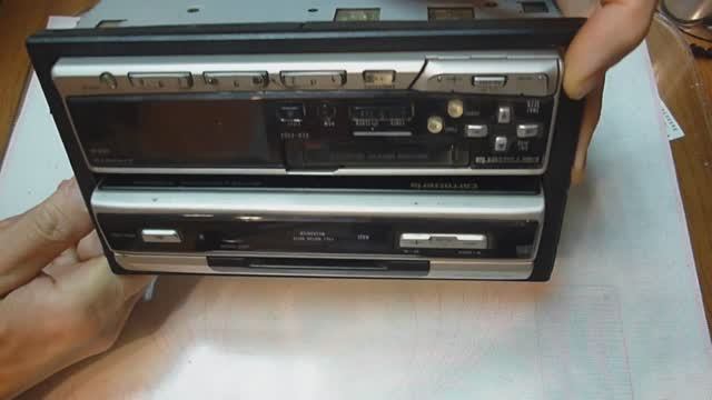 ремонт магнитолы пионер от хонды.