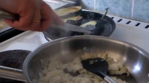 Как приготовить фаршированные баклажаны???