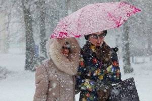 В Москве ликвидируют последствия сильнейшего снегопада / События на ТВЦ