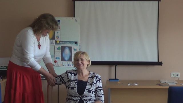 Мастер-класс холистическо массаж Елены Рониной на Международной конференции целителей. апрель2016 г