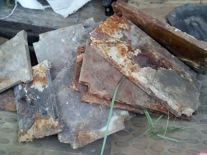 Металлокоп по старым местам, нашел схрон металла..