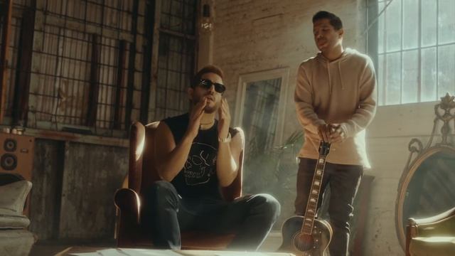 Luis Fonsi, Cali y El Dandee - Ley De Gravedad (Official Video).mp4