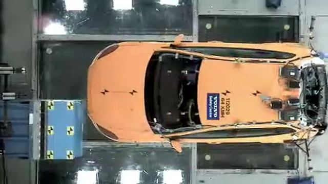 Crash Test Volvo V40 | Volvo Car Portugal – смотреть видео онлайн от ...