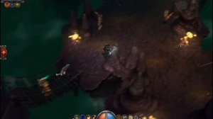 Классический диаблоид, с которого могла начаться легендарная серия игр. Torchlight (2009)