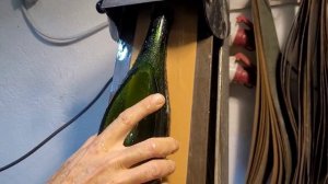 Вазу делаем из бутылки своими руками