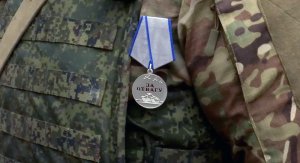 Артиллеристов группировки "Запад" наградили на передовой / События на ТВЦ
