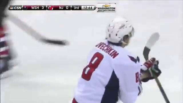 Дьявольский гол Овечкина стал хитом в НХЛ