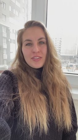 Довольный клиент заказавший у нас остекление и отделку балкона.