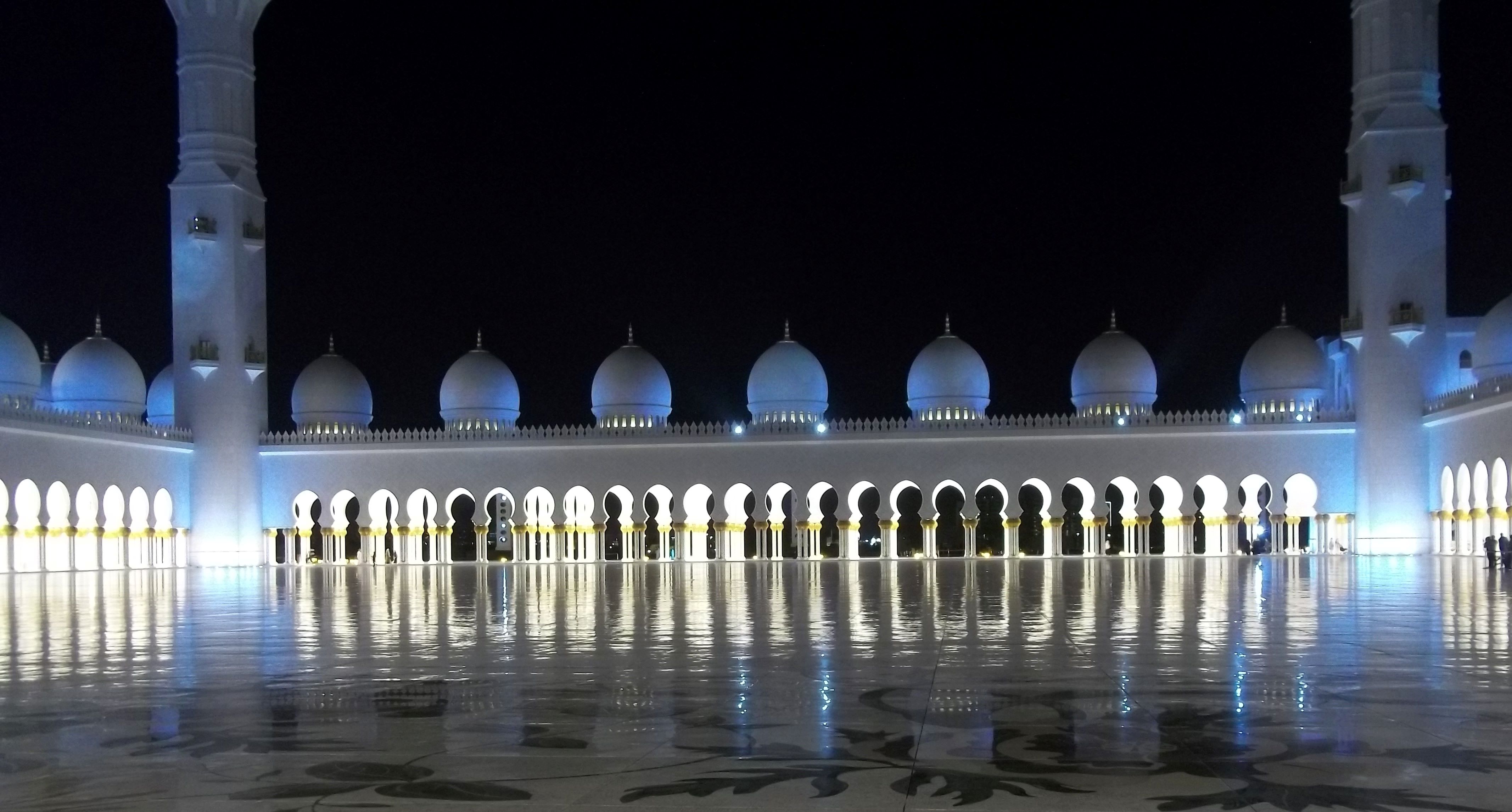 Мечеть шейха Зайда