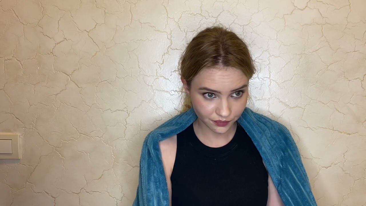 роль Яна (актриса Ариша Курганская)