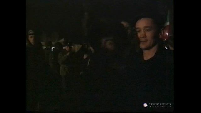 Болельщики ФК "КамАЗ-Чаллы" после матча с "Торпедо" (Москва) 25 октября 1996 г.