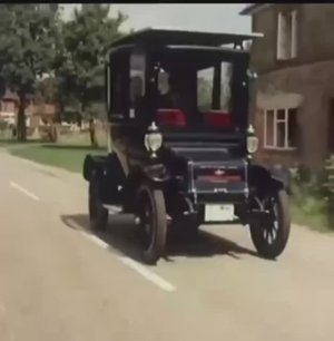 Автомобиль Baker Electric 1912 года на солнечной батарее