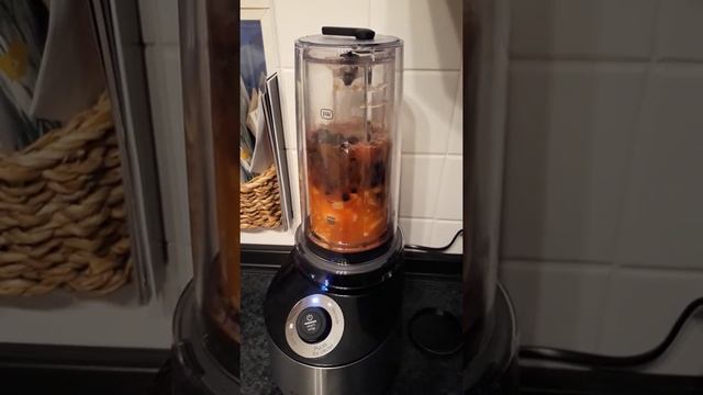 Krups Freshboost Standmixer in Aktion