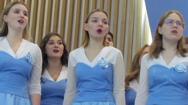 хор студентов