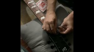 How to restring a 7 string guitar