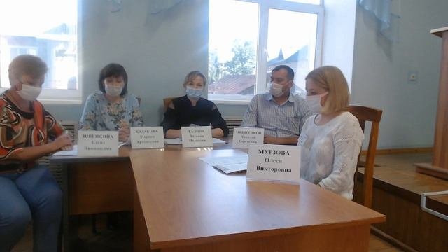 Брифинг по дополнительным мерам социальной поддержки семей с детьми.mp4