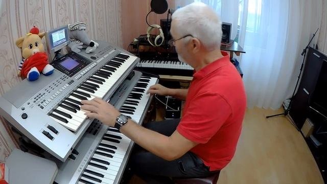 Moon river.кавер.Yamaha s900(Guitar Serenade)+ Ketron sd1