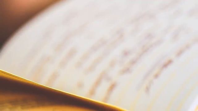 Бездомный подарил матери-одиночке квартиру. От такого сюрприза женщина не сдержала слез