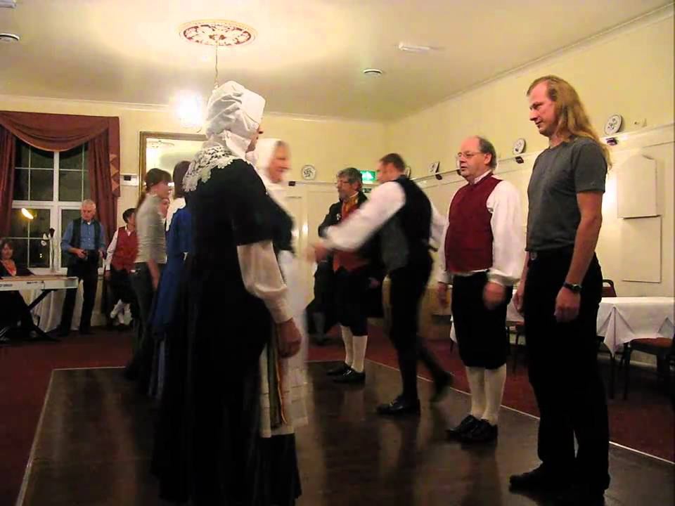 Rhisiart Annwyl (Sweet Richard) - Traditional welsh dance (1742)