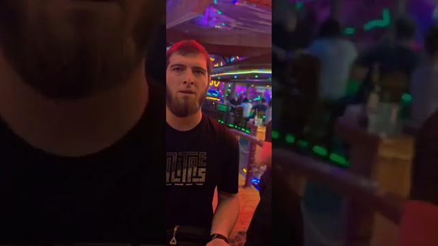 не пустили в бар за кепку с символикой Z