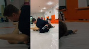 3f7a15631cc326bcbd2cbb025383c09f.mp4