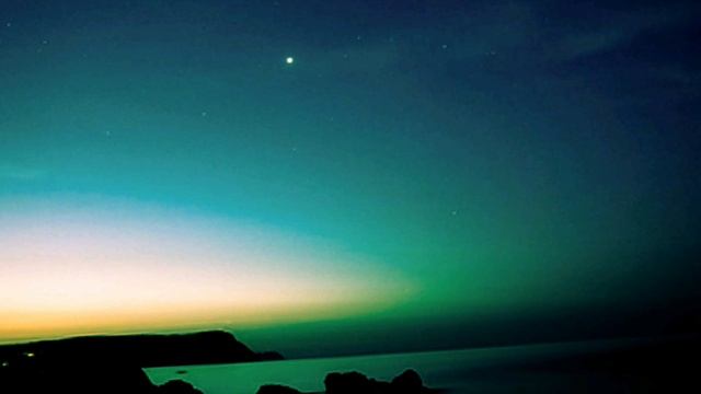 19_Иван-Бунин-Зелёный-цвет-морской-воды-Читает-Павел-.mp4