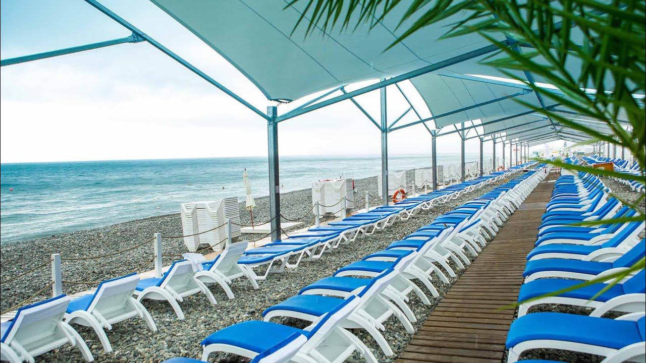 СОЧИ. 21.09.2020. Пляж Бридж. ОБЗОР. ШИКАРНОЕ МОРЕ. НАБЕРЕЖНАЯ. Цены на шезлонги