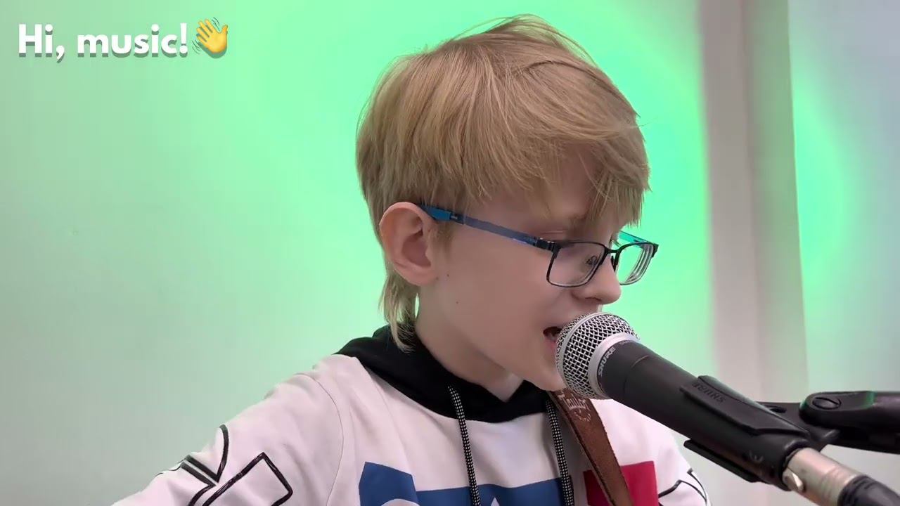 Виктор Цой - В наших глазах (Илья Головачев cover)