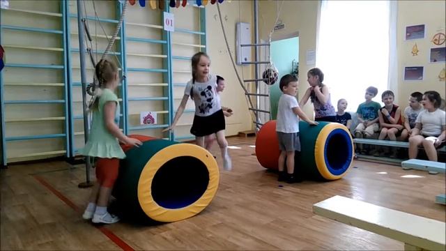 Пожарная безопасность для детей. Спортивное развлечение Юные пожарные