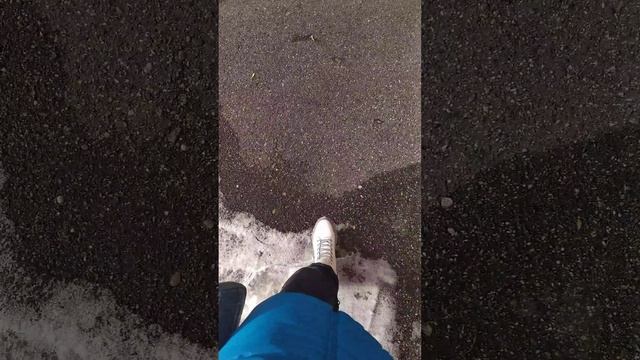 И пошла на встречу весне ??