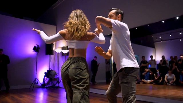 SANTA DE MI DEVOCION - TUTTO DURAN - Alonso y Noelia Bachata