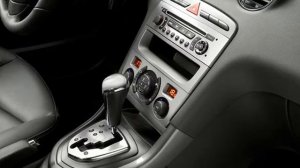 2012 Peugeot 408 Sport on 17" 1.6 THP Turbo 163 cv 24,4 mkgf 213 kmh 0-100 kmh 9,2 s - Argentina