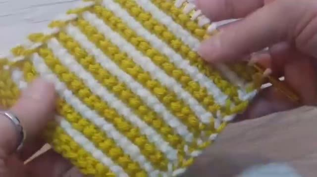 Куда деть ОСТАТКИ ПРЯЖИ? 🧶 Гениальный двухцветный узор крючком! Выглядит как тканое полотно.