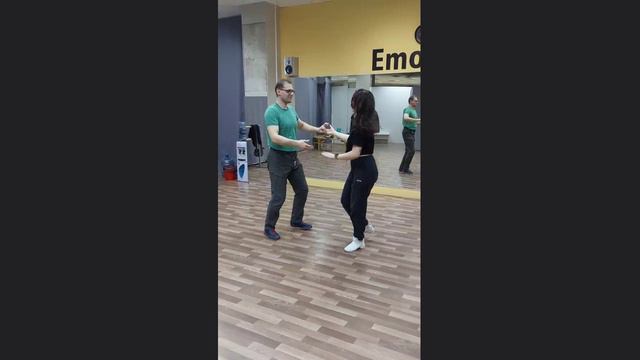 Тренировочка по бачате в Dance Club EMOTION