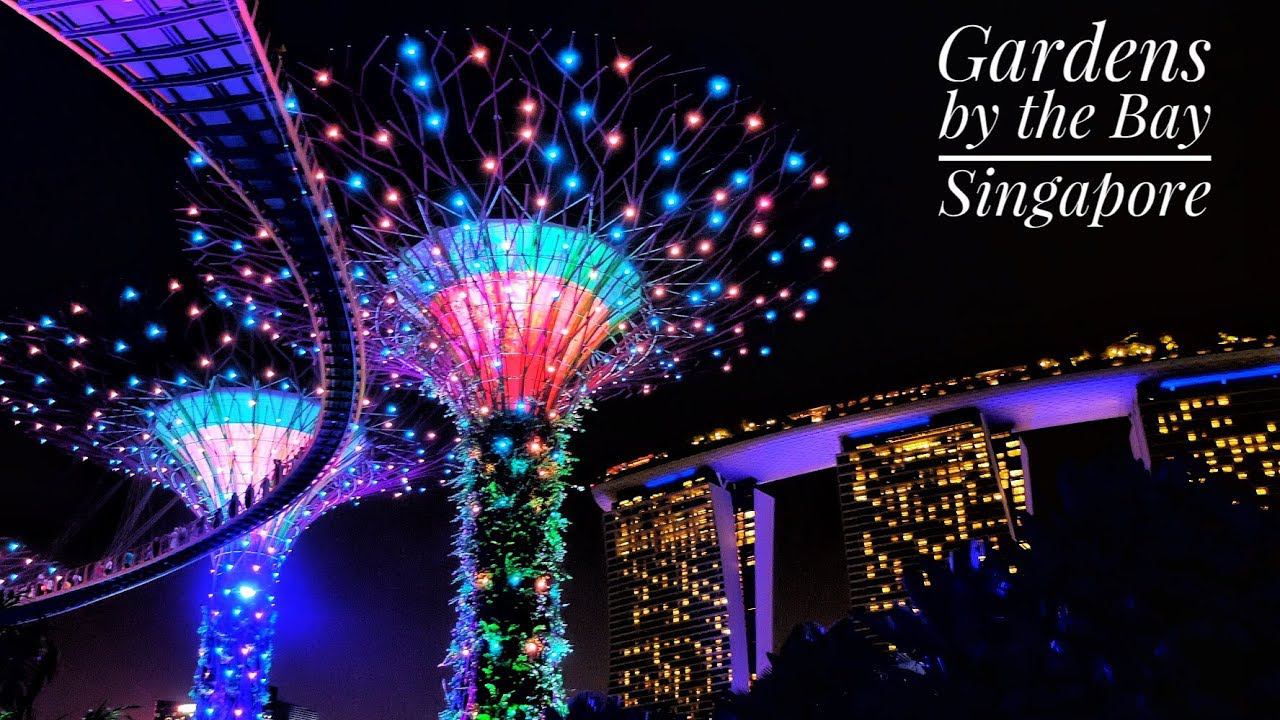 Футуристический парк "Сады у залива". Сингапур (Gardens by the Bay)